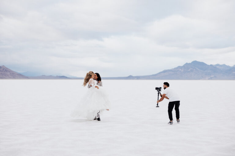 How to Choose the Perfect Wedding Photographer - promaniweddings.com